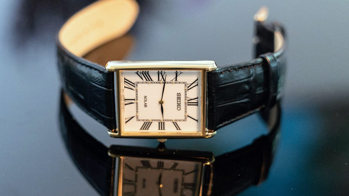 Revue Seiko Tank SUP880: Une Alternative Au Cartier Tank